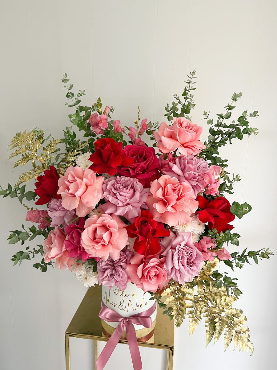 Amelia Bloom Box – Reminiscent Blooms